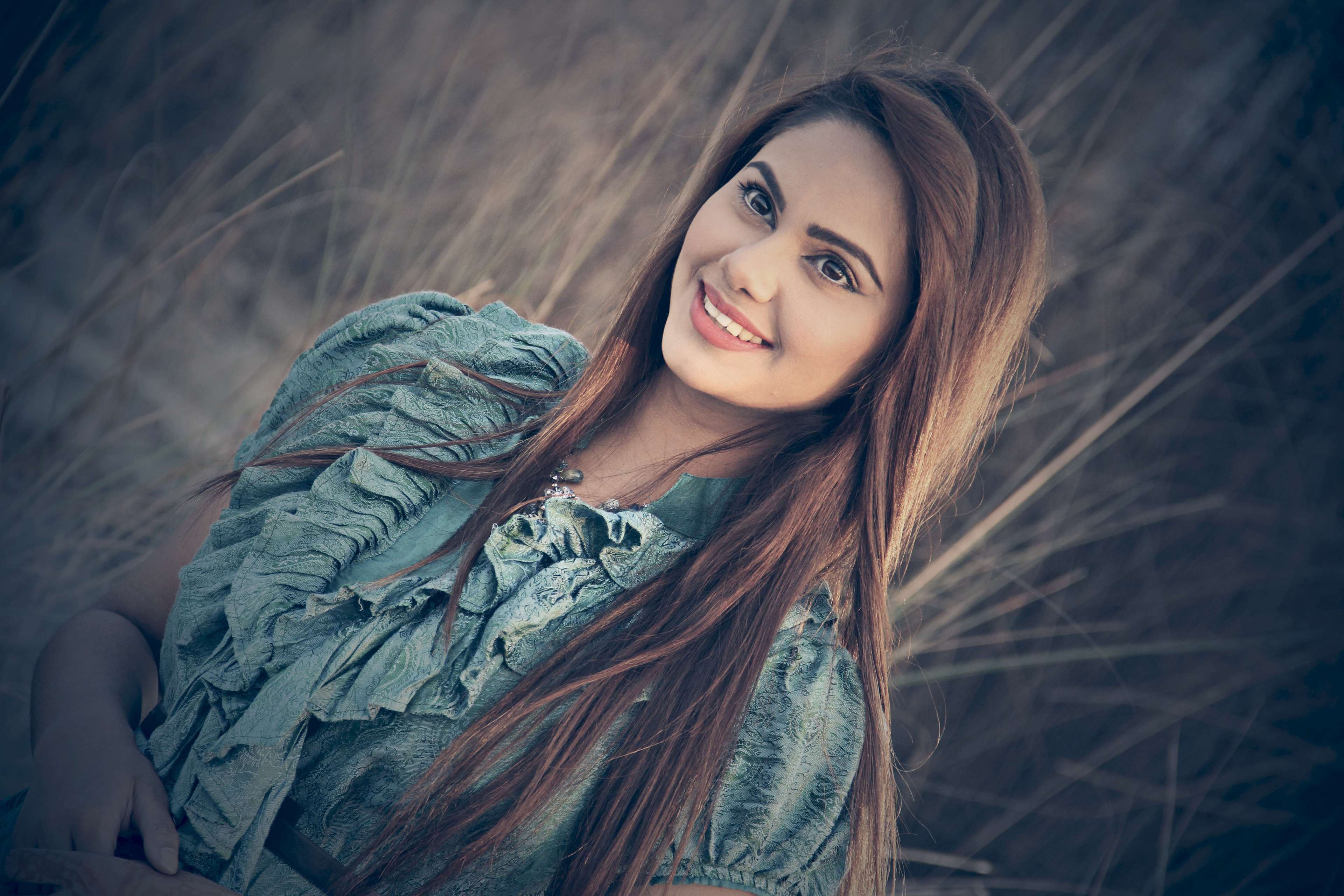 Romantic Girl Wallpapers - Top Free Romantic Girl Backgrounds ...