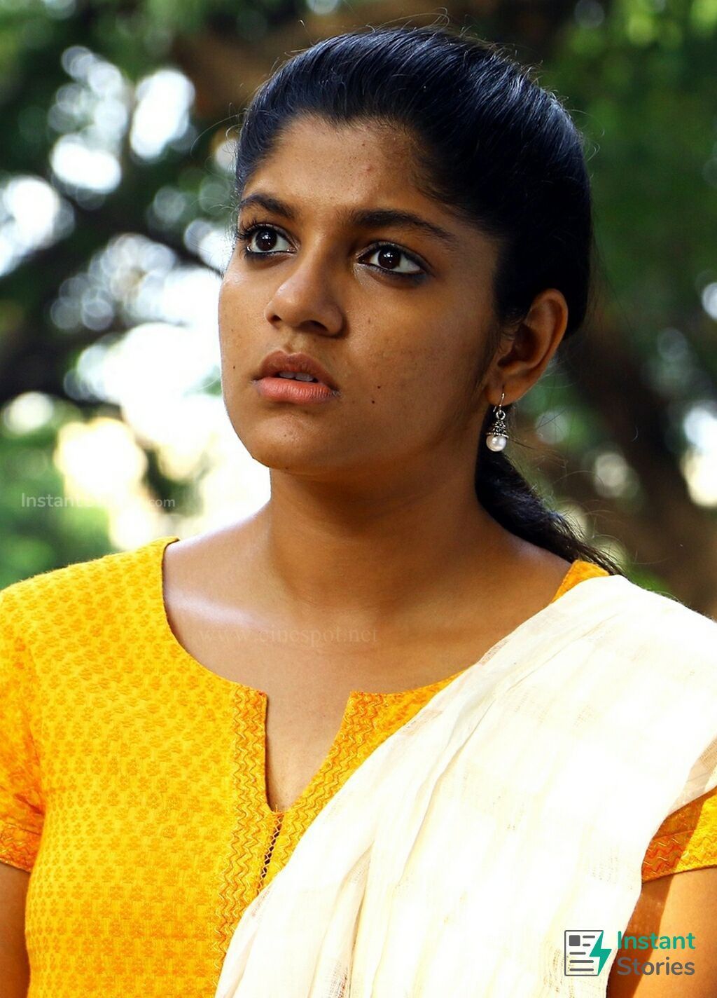 Aparna Balamurali Wallpapers - Top Free Aparna Balamurali Backgrounds - WallpaperAccess