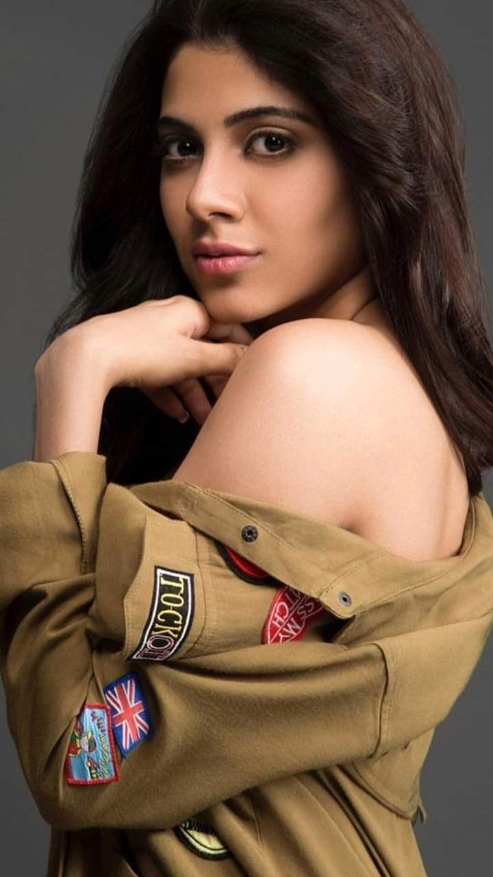 Nikki Tamboli Wallpapers - Top Free Nikki Tamboli Backgrounds ...