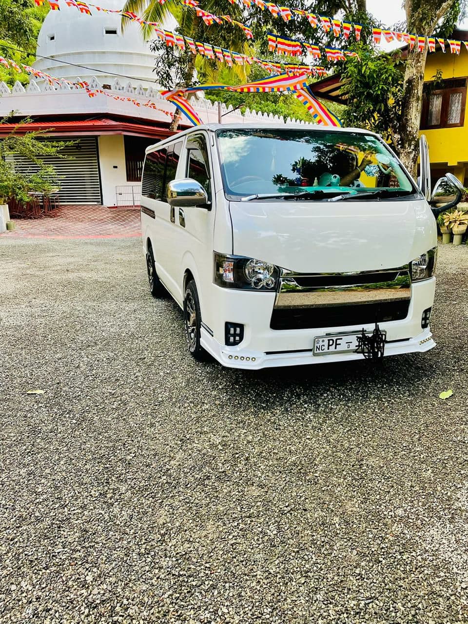 Toyota KDH Van Wallpapers - Top Free Toyota KDH Van Backgrounds - WallpaperAccess