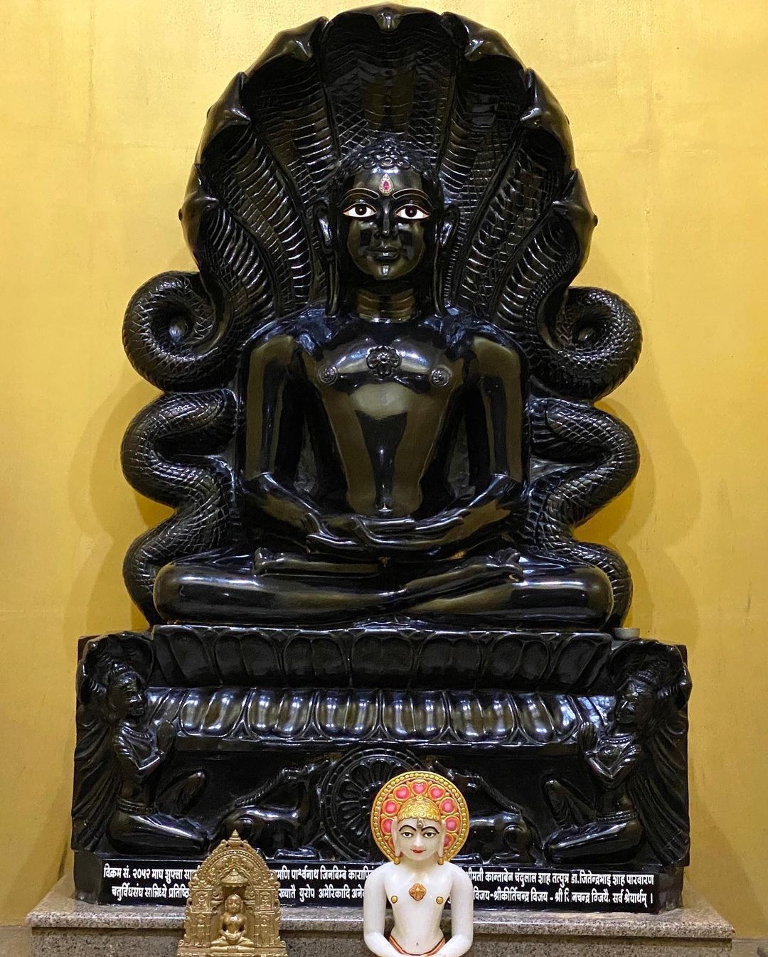 Mahavira Wallpapers - Top Free Mahavira Backgrounds - WallpaperAccess