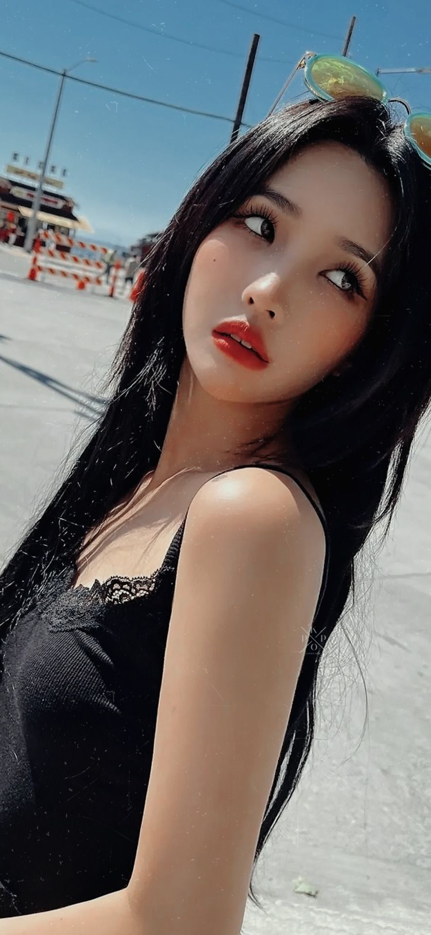 Jeon Soyeon Wallpapers - Top Free Jeon Soyeon Backgrounds - WallpaperAccess