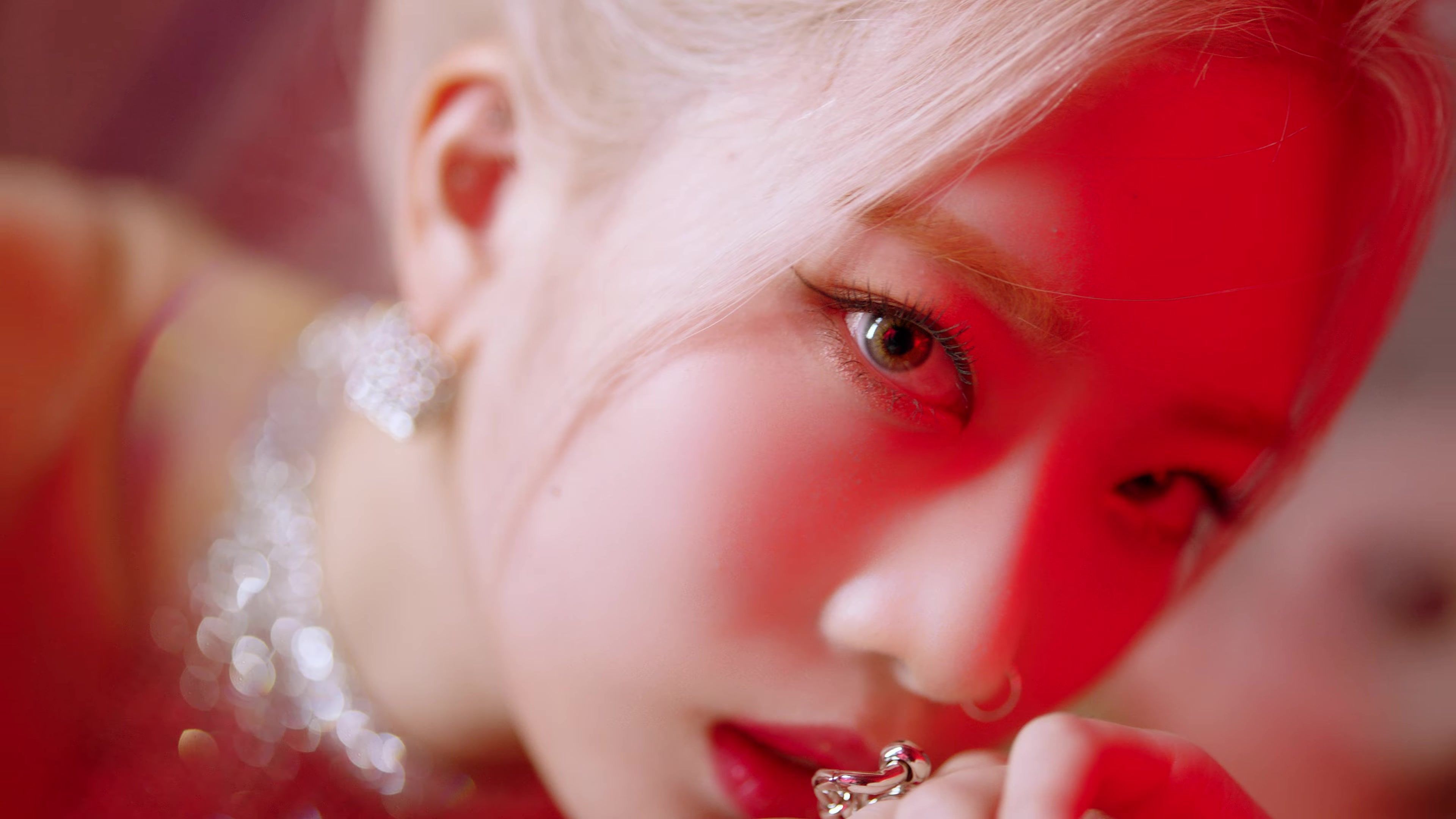 Kim Lip Wallpapers - Top Free Kim Lip Backgrounds - WallpaperAccess