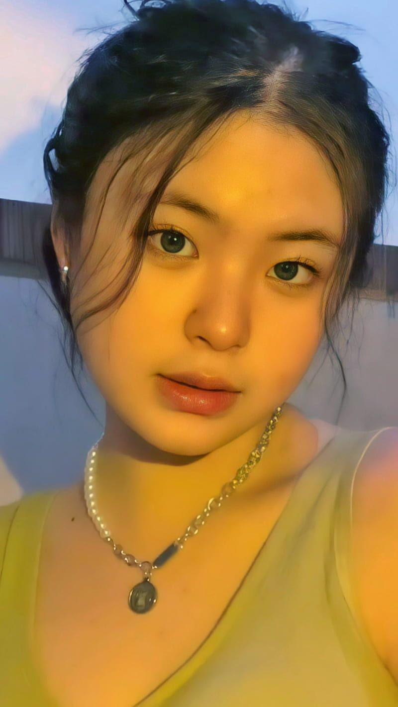 TikTok Girls Wallpapers - Top Free TikTok Girls Backgrounds ...