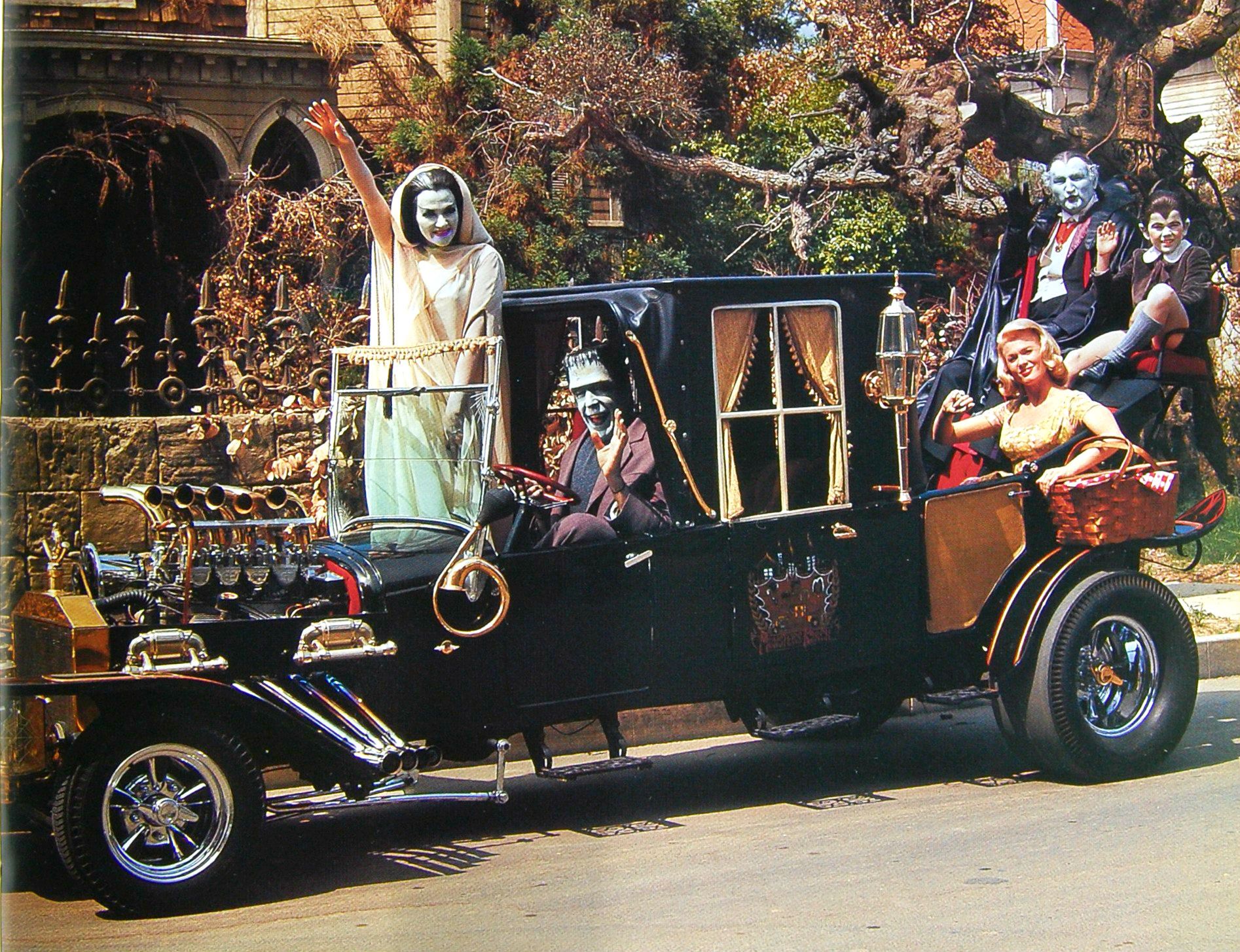 The Munsters Wallpapers - Top Free The Munsters Backgrounds ...
