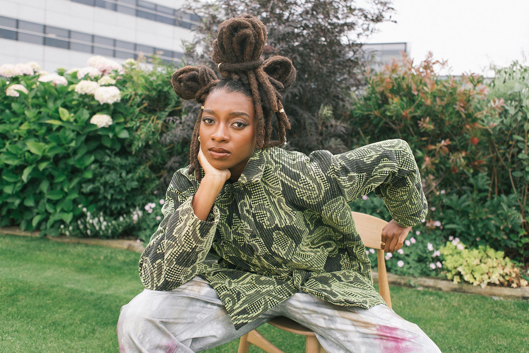 Little Simz Wallpapers - Top Free Little Simz Backgrounds - WallpaperAccess