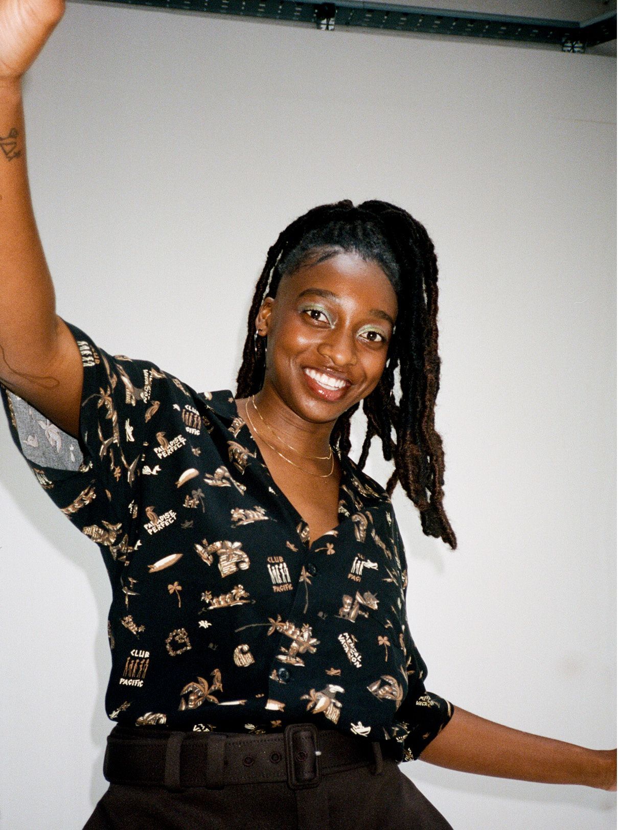 Little Simz Wallpapers - Top Free Little Simz Backgrounds - WallpaperAccess