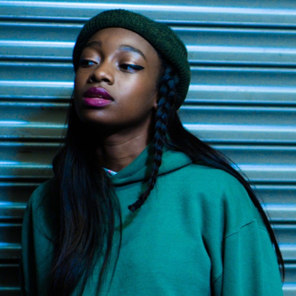 Little Simz Wallpapers - Top Free Little Simz Backgrounds - WallpaperAccess