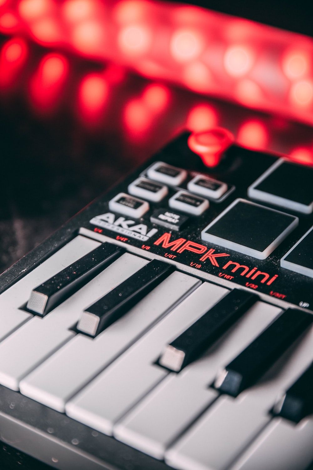 Midi Wallpapers - Top Free Midi Backgrounds - WallpaperAccess