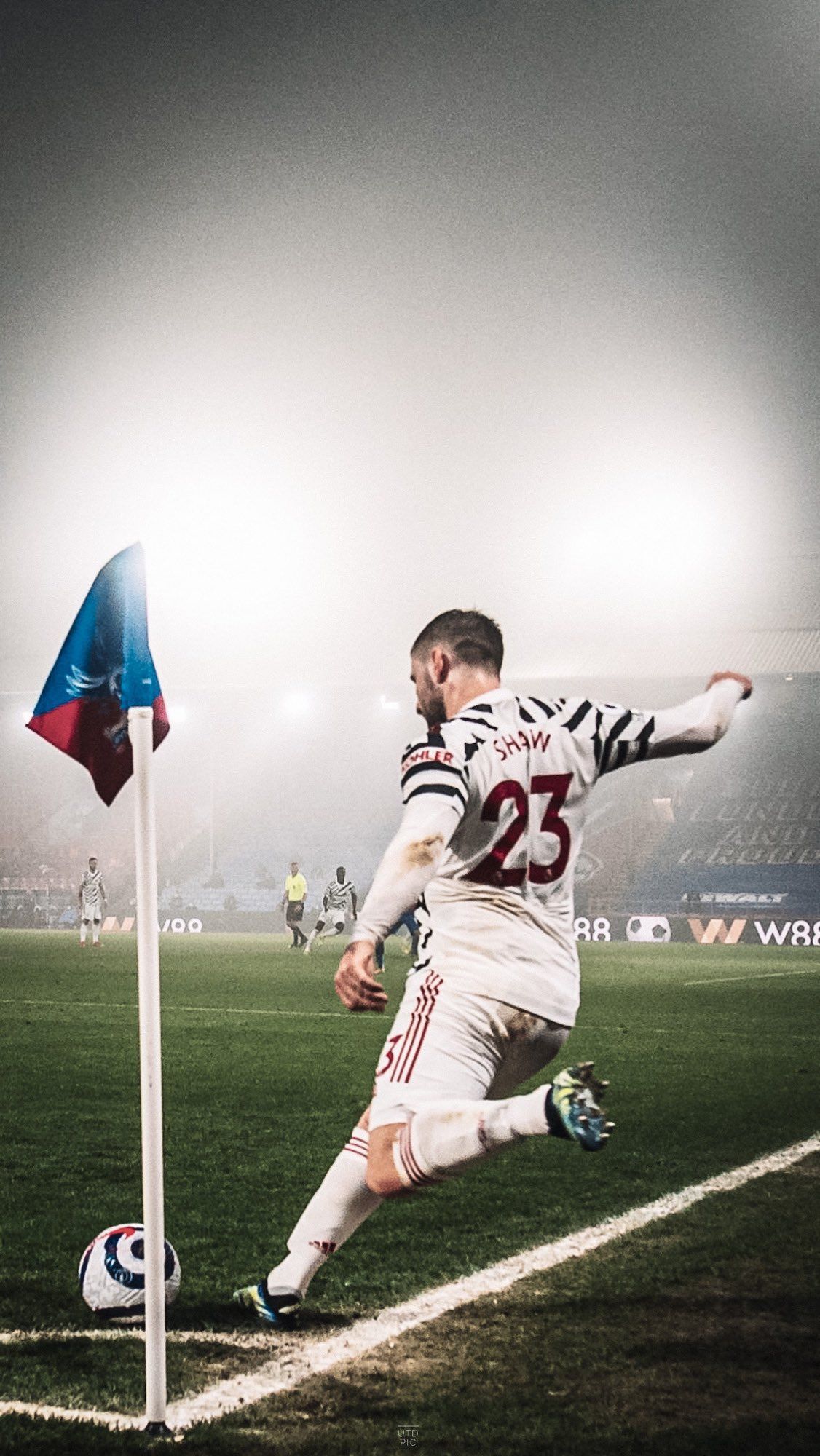 Luke Shaw Wallpapers - Top Free Luke Shaw Backgrounds - WallpaperAccess