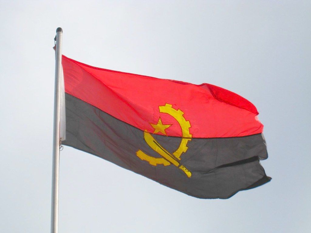Angola Flag Wallpapers - Top Free Angola Flag Backgrounds - WallpaperAccess