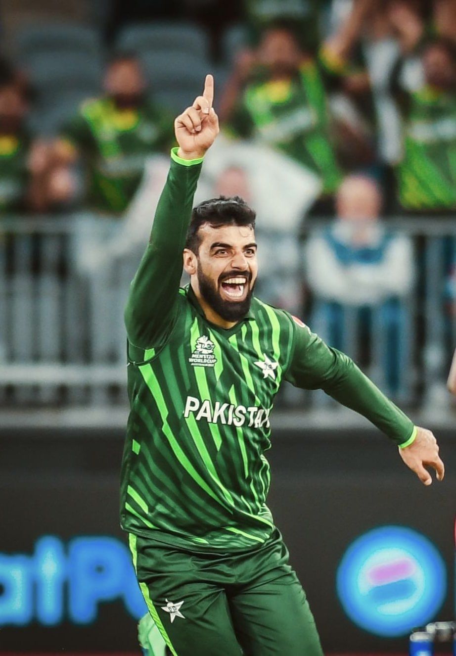 Shadab Khan Wallpapers - Top Free Shadab Khan Backgrounds - WallpaperAccess
