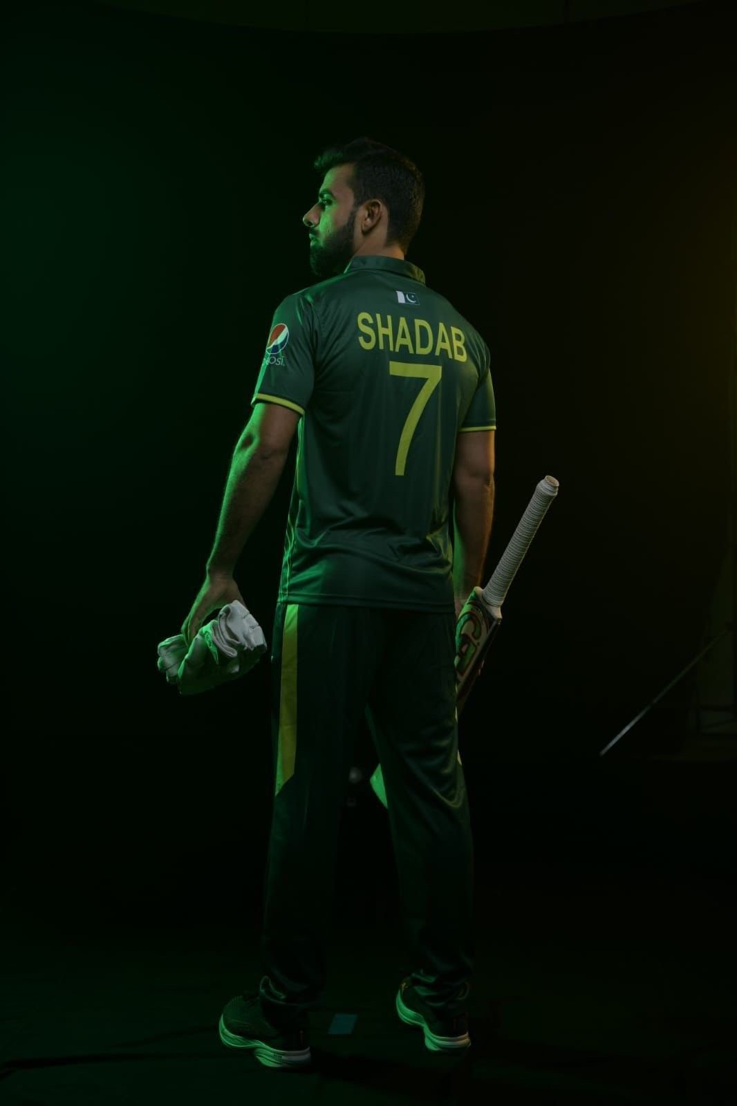 Shadab Khan Wallpapers - Top Free Shadab Khan Backgrounds - WallpaperAccess