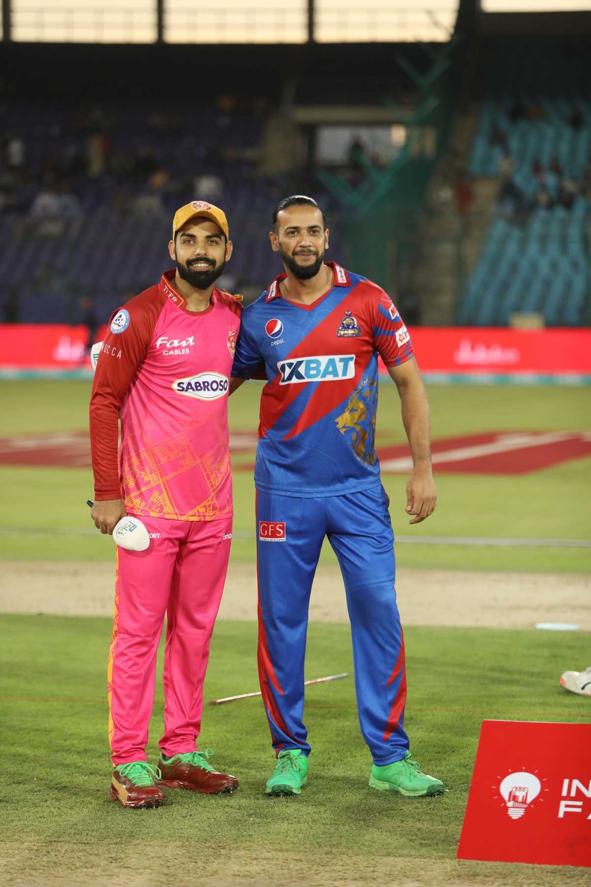 Shadab Khan Wallpapers - Top Free Shadab Khan Backgrounds - WallpaperAccess