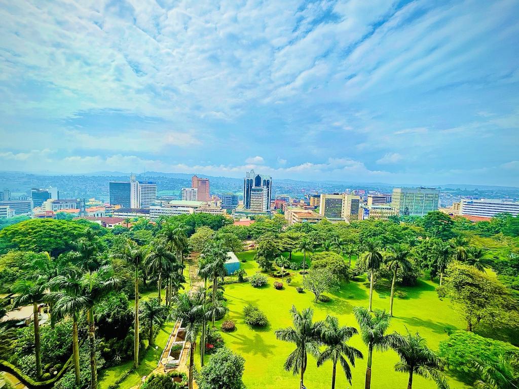 Kampala Wallpapers - Top Free Kampala Backgrounds - WallpaperAccess