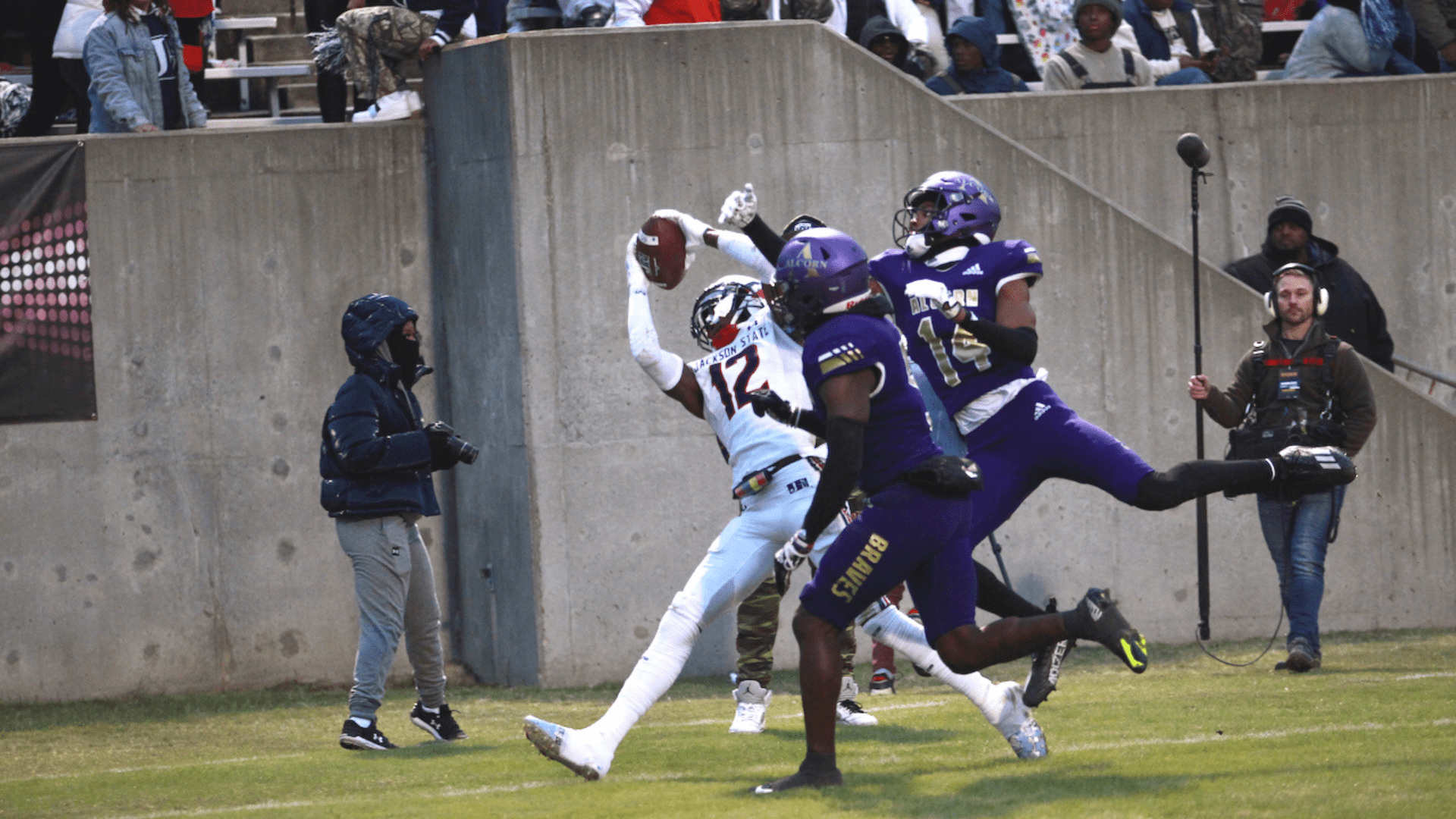 Travis Hunter Wallpapers - Top Free Travis Hunter Backgrounds ...