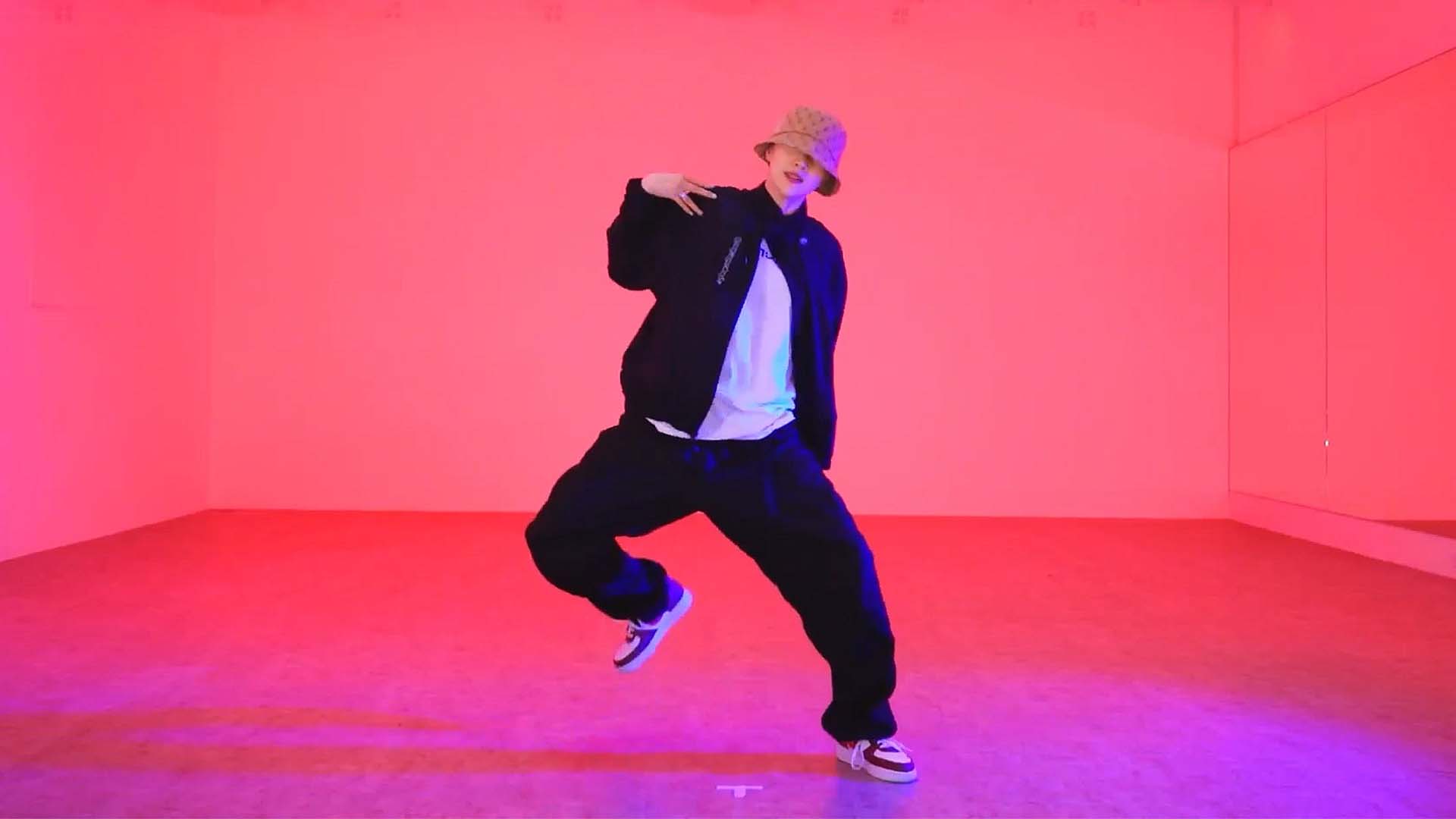 Bada Lee Wallpapers - Top Free Bada Lee Backgrounds - WallpaperAccess