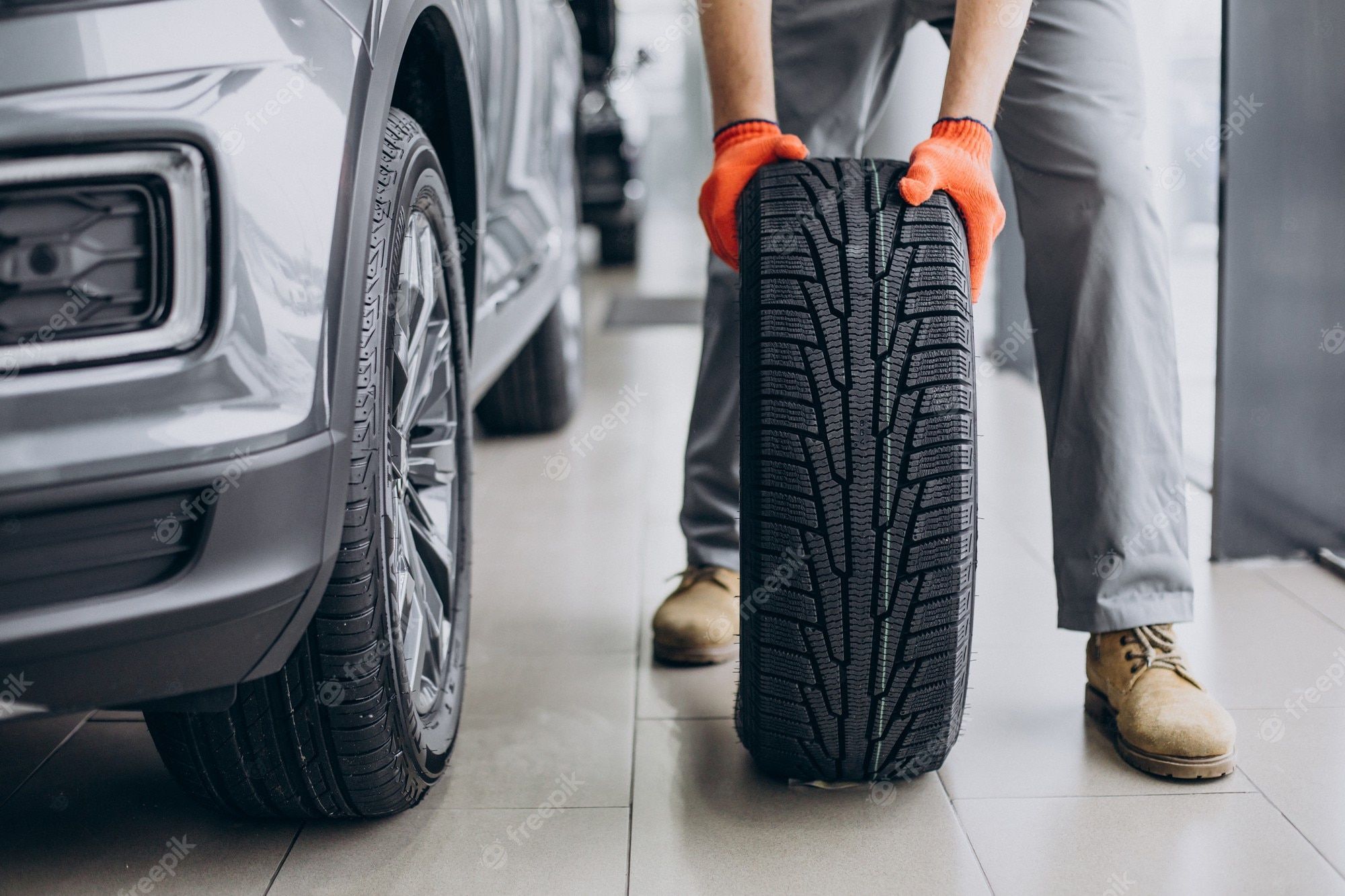 Car Tire Wallpapers - Top Free Car Tire Backgrounds - WallpaperAccess