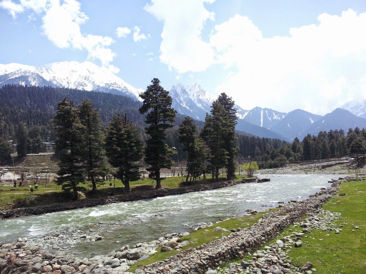 Pahalgam Wallpapers - Top Free Pahalgam Backgrounds - WallpaperAccess