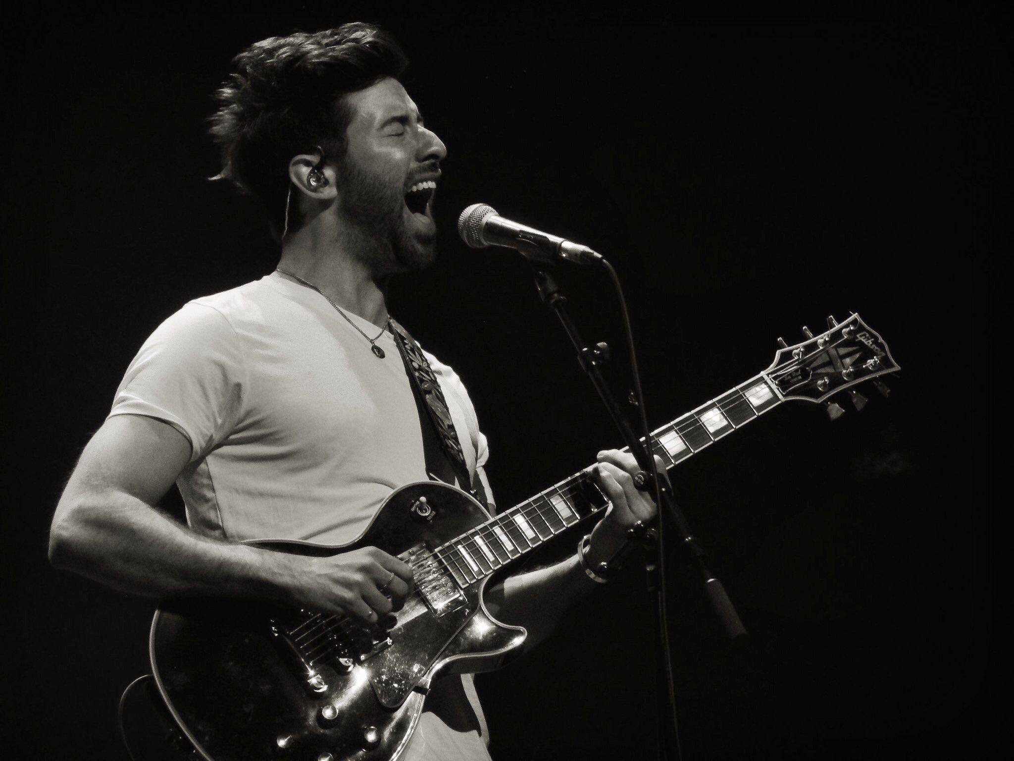 Bruno Major Wallpapers - Top Free Bruno Major Backgrounds - WallpaperAccess