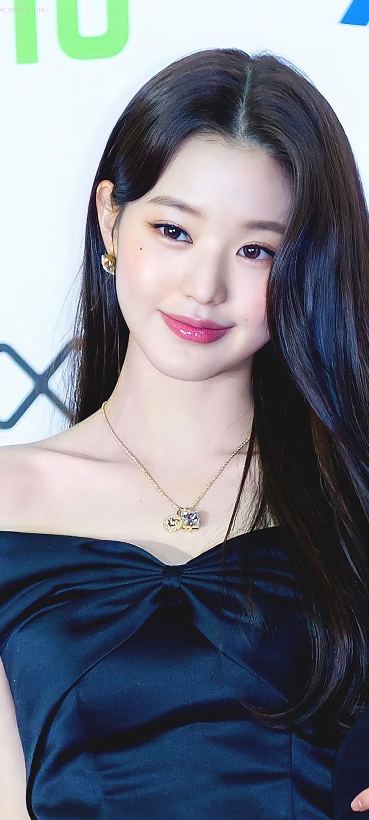 IVE Wonyoung Wallpapers - Top Free IVE Wonyoung Backgrounds - WallpaperAccess