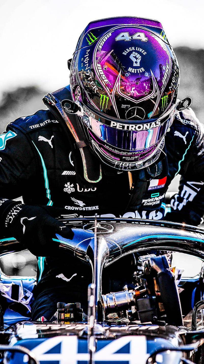 F1 Helmet Wallpapers - Top Free F1 Helmet Backgrounds - WallpaperAccess