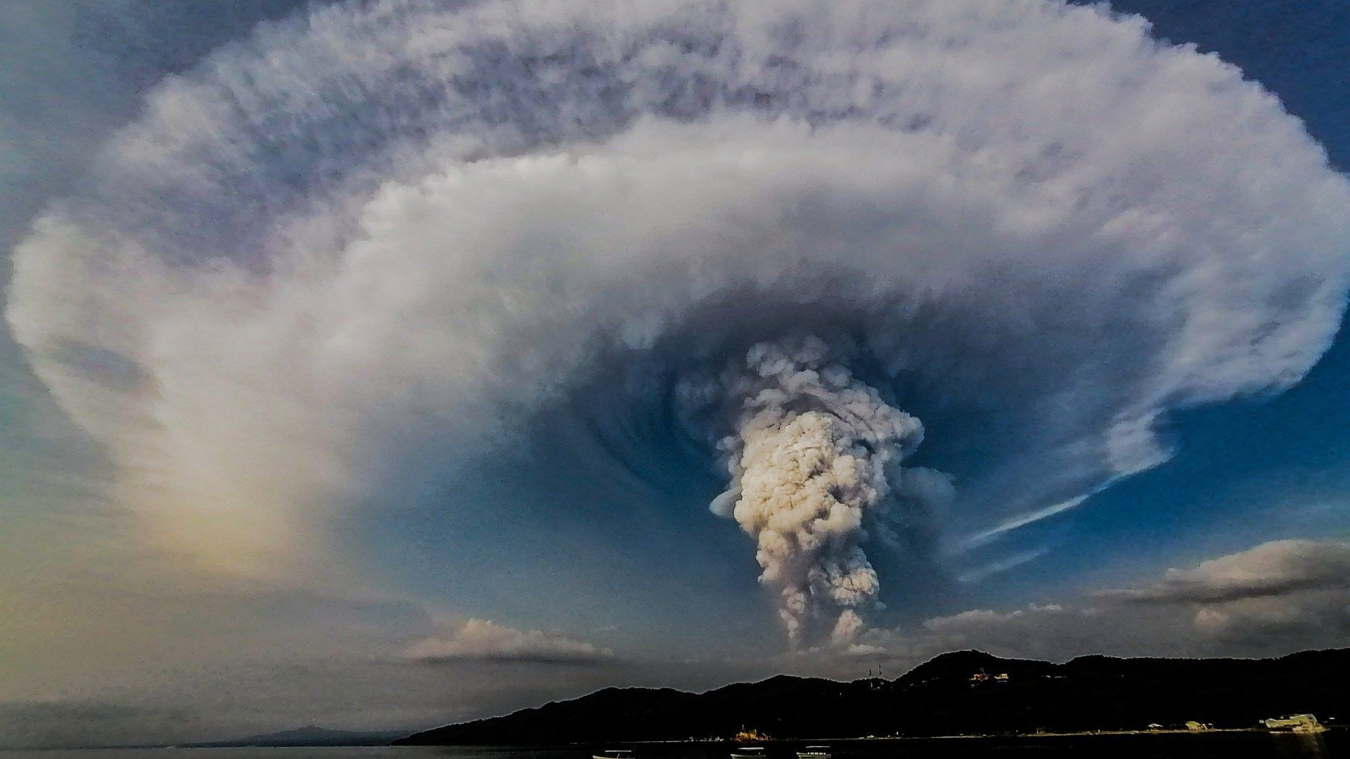 Taal Volcano Wallpapers - Top Free Taal Volcano Backgrounds ...