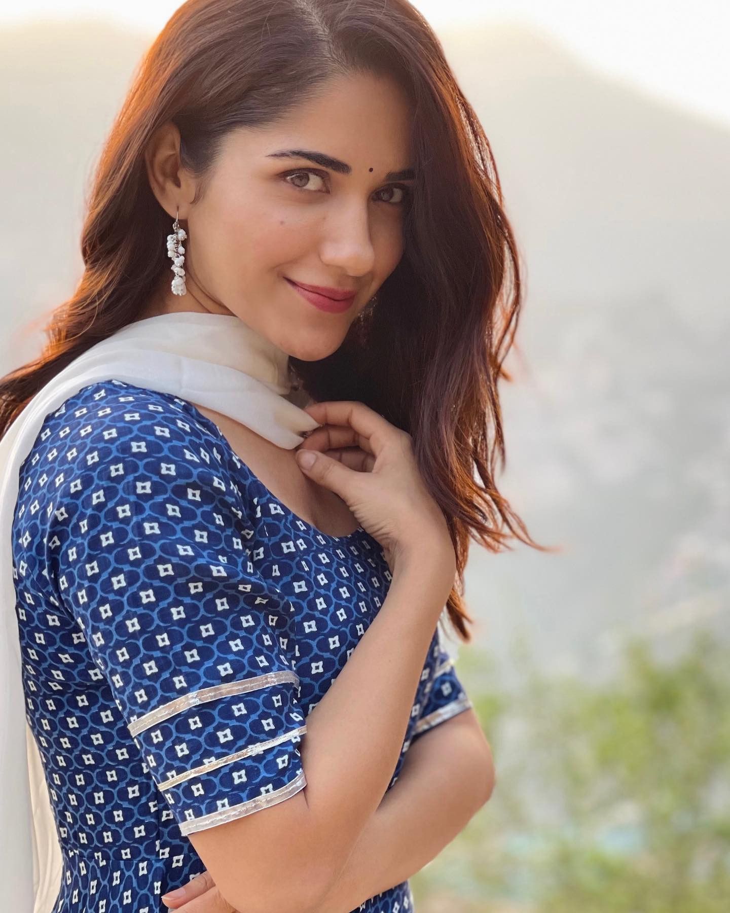 Ruhani Sharma Wallpapers - Top Free Ruhani Sharma Backgrounds ...