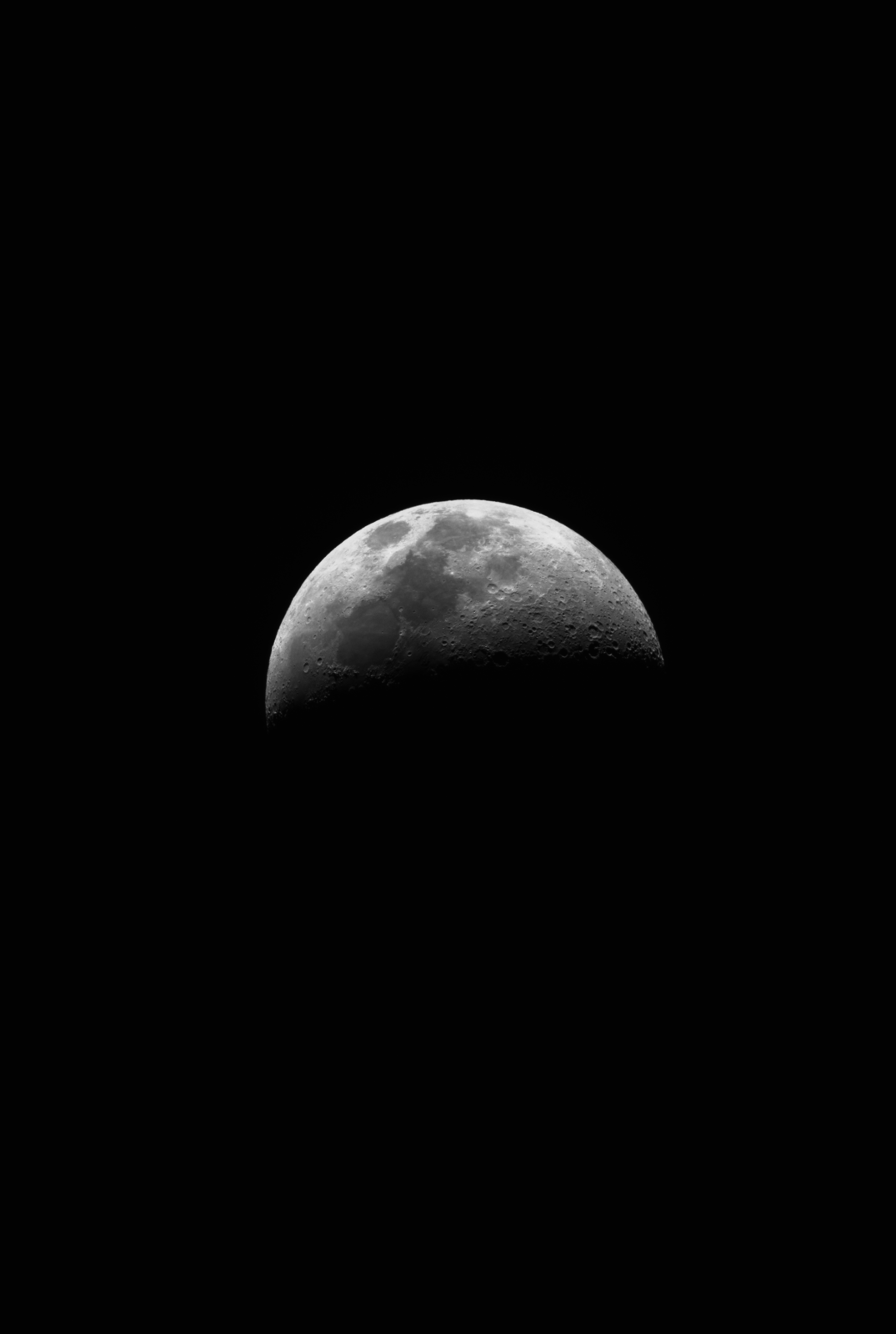 Moon Amoled Wallpapers - Top Free Moon Amoled Backgrounds - WallpaperAccess