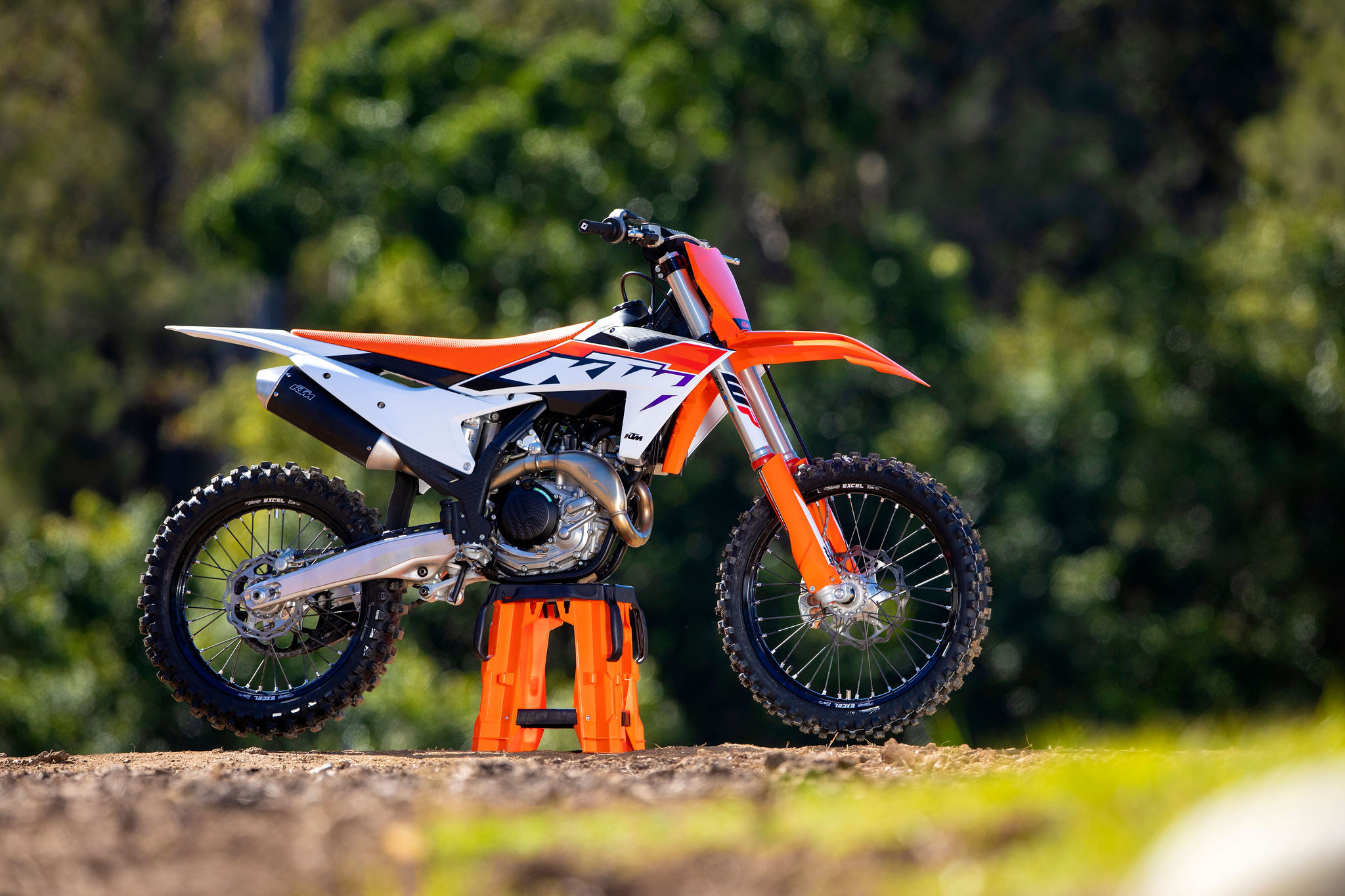 KTM 250 EXC 2023 Wallpapers - Top Free KTM 250 EXC 2023 Backgrounds - WallpaperAccess