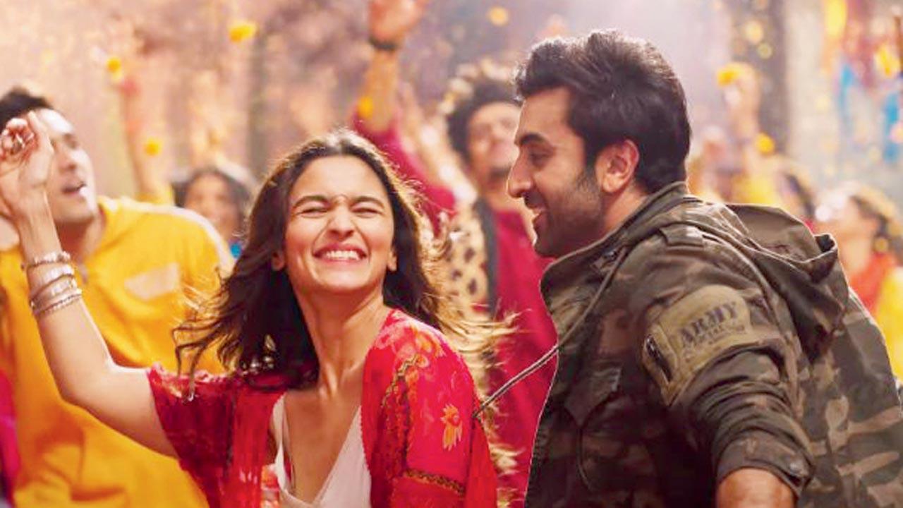 Kesariya Wallpapers - Top Free Kesariya Backgrounds - WallpaperAccess