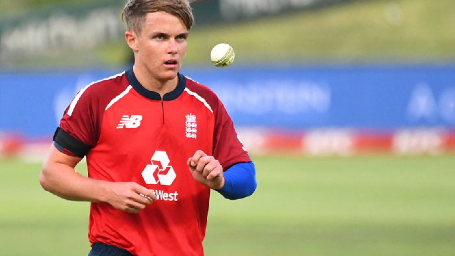 Sam Curran Wallpapers - Top Free Sam Curran Backgrounds - WallpaperAccess