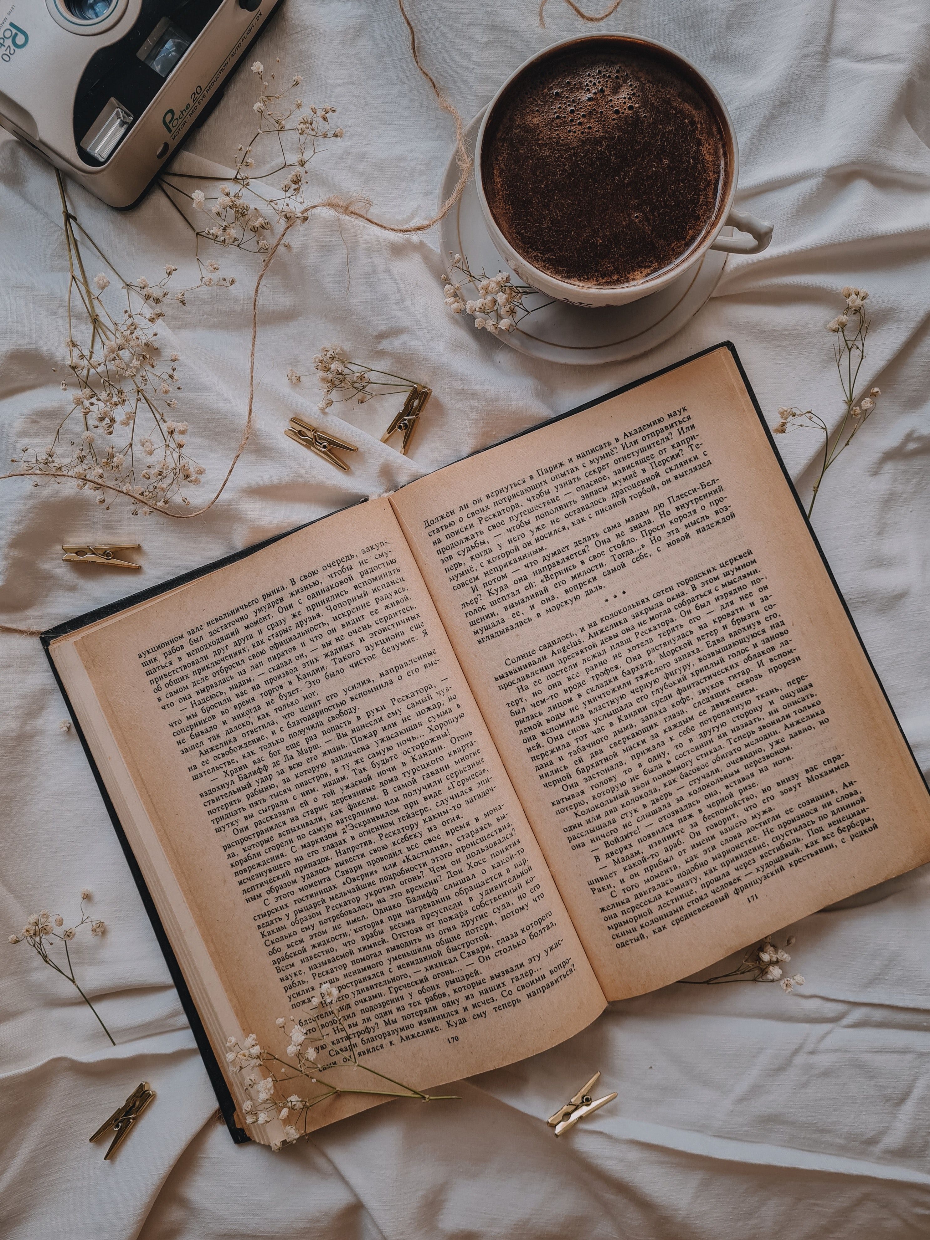 Reading Aesthetic Wallpapers - Top Free Reading Aesthetic Backgrounds ...