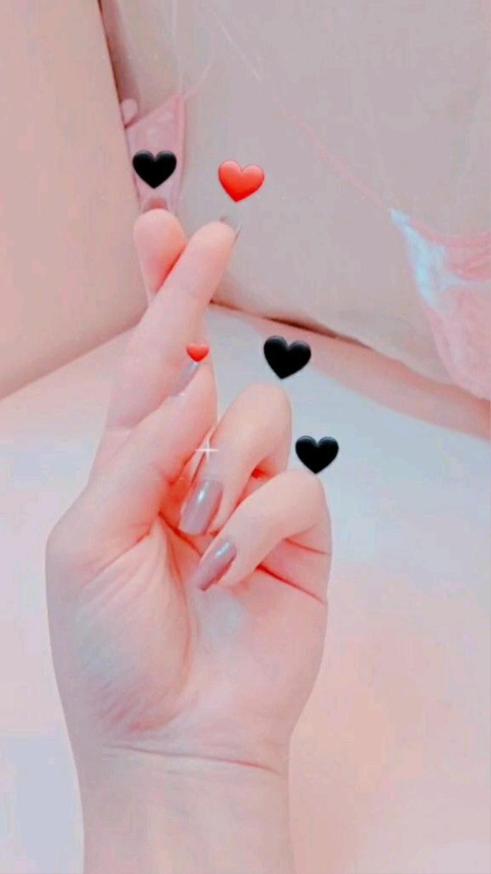 Girl Hand Wallpapers - Top Free Girl Hand Backgrounds - WallpaperAccess