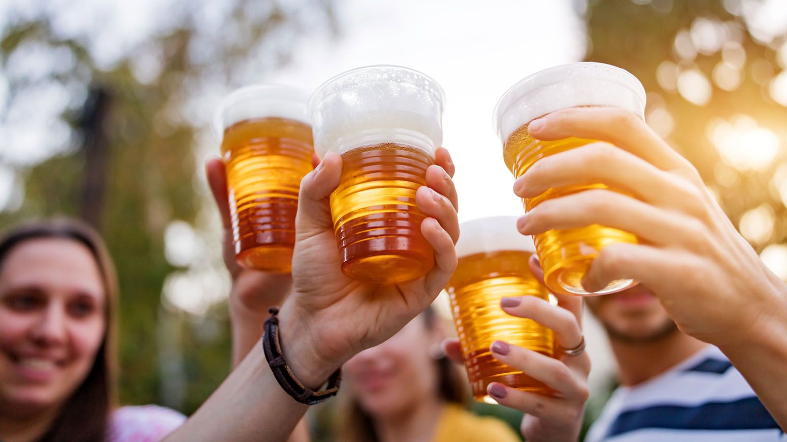 Beer Cheers Wallpapers - Top Free Beer Cheers Backgrounds - WallpaperAccess