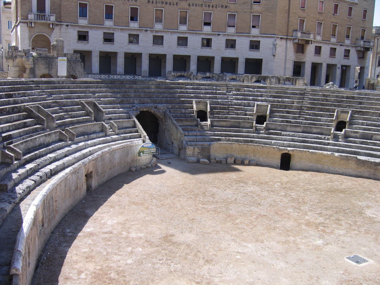 Lecce Wallpapers - Top Free Lecce Backgrounds - WallpaperAccess