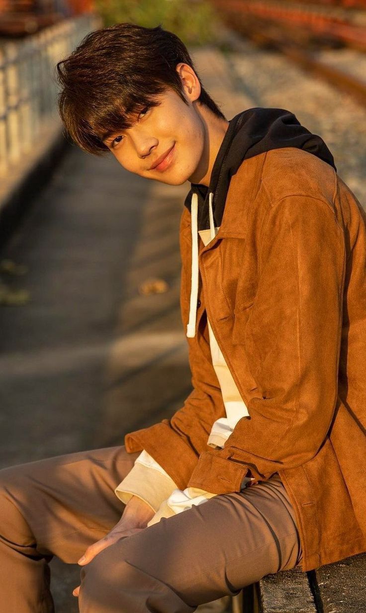 Dew Jirawat Wallpapers - Top Free Dew Jirawat Backgrounds - WallpaperAccess