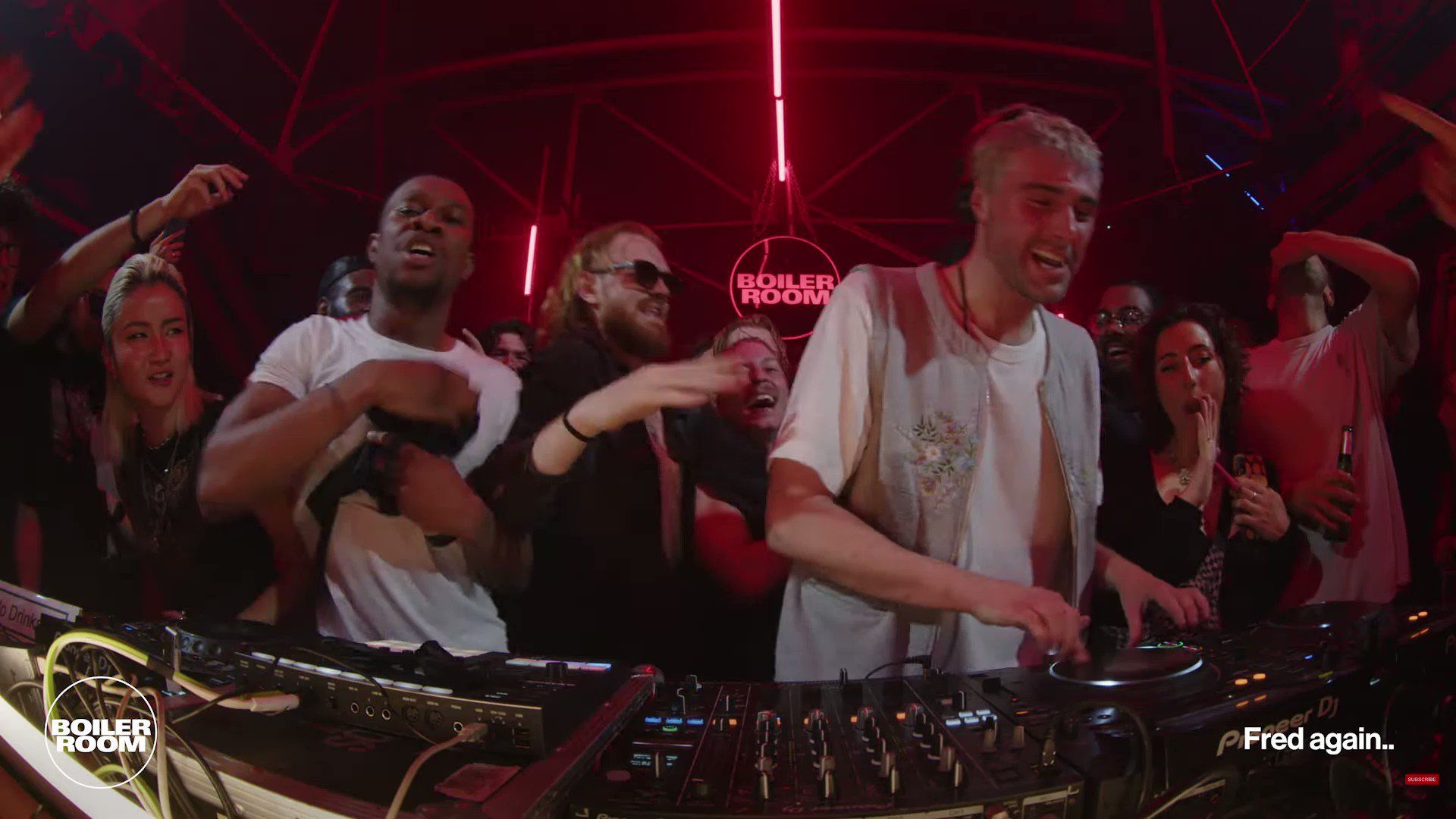 Fred Again Wallpapers - Top Free Fred Again Backgrounds - WallpaperAccess