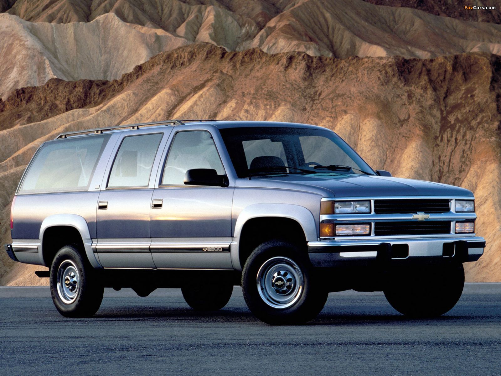 Chevy Suburban Wallpapers - Top Free Chevy Suburban Backgrounds ...