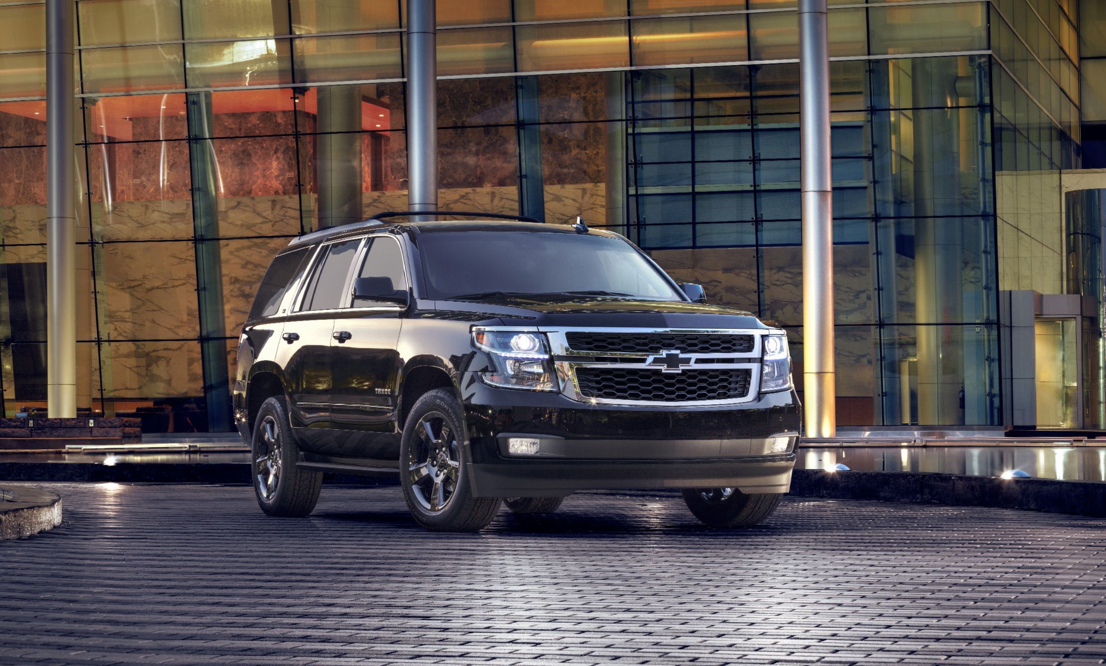 Chevy Suburban Wallpapers - Top Free Chevy Suburban Backgrounds ...