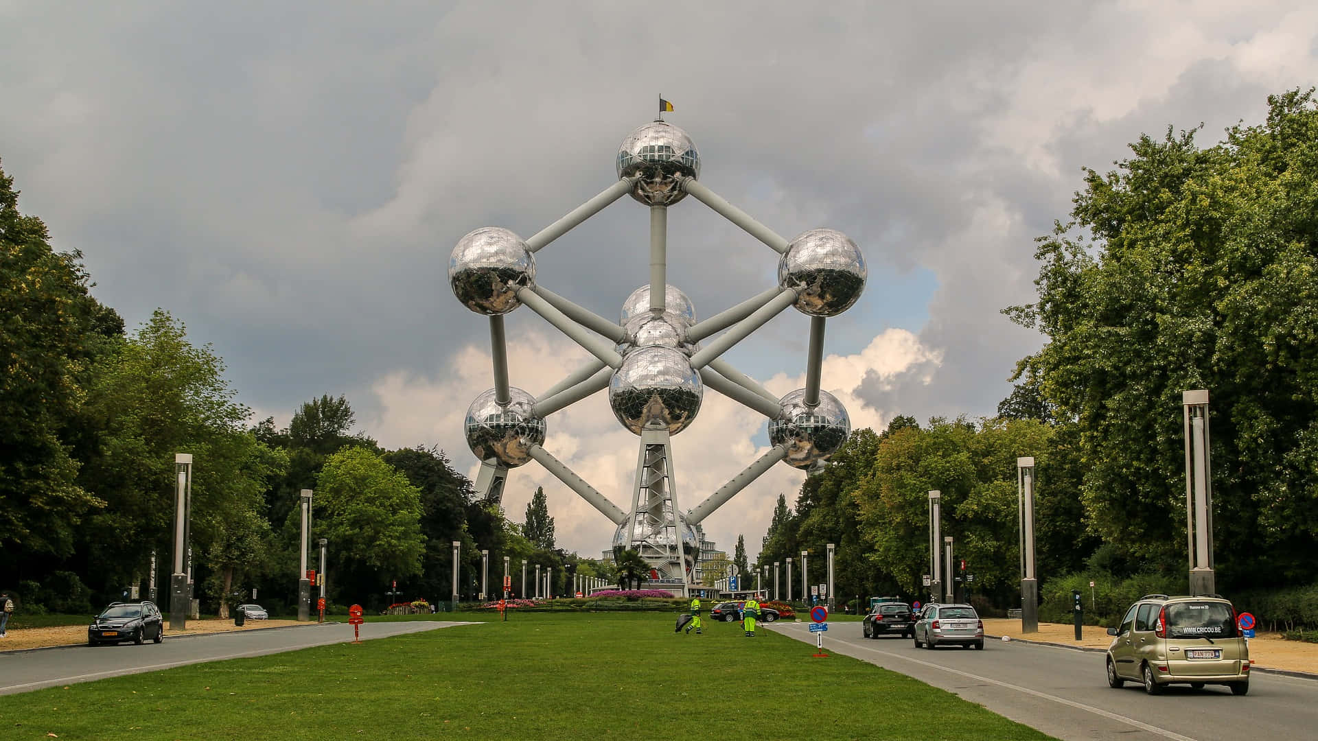Atomium Wallpapers - Top Free Atomium Backgrounds - WallpaperAccess