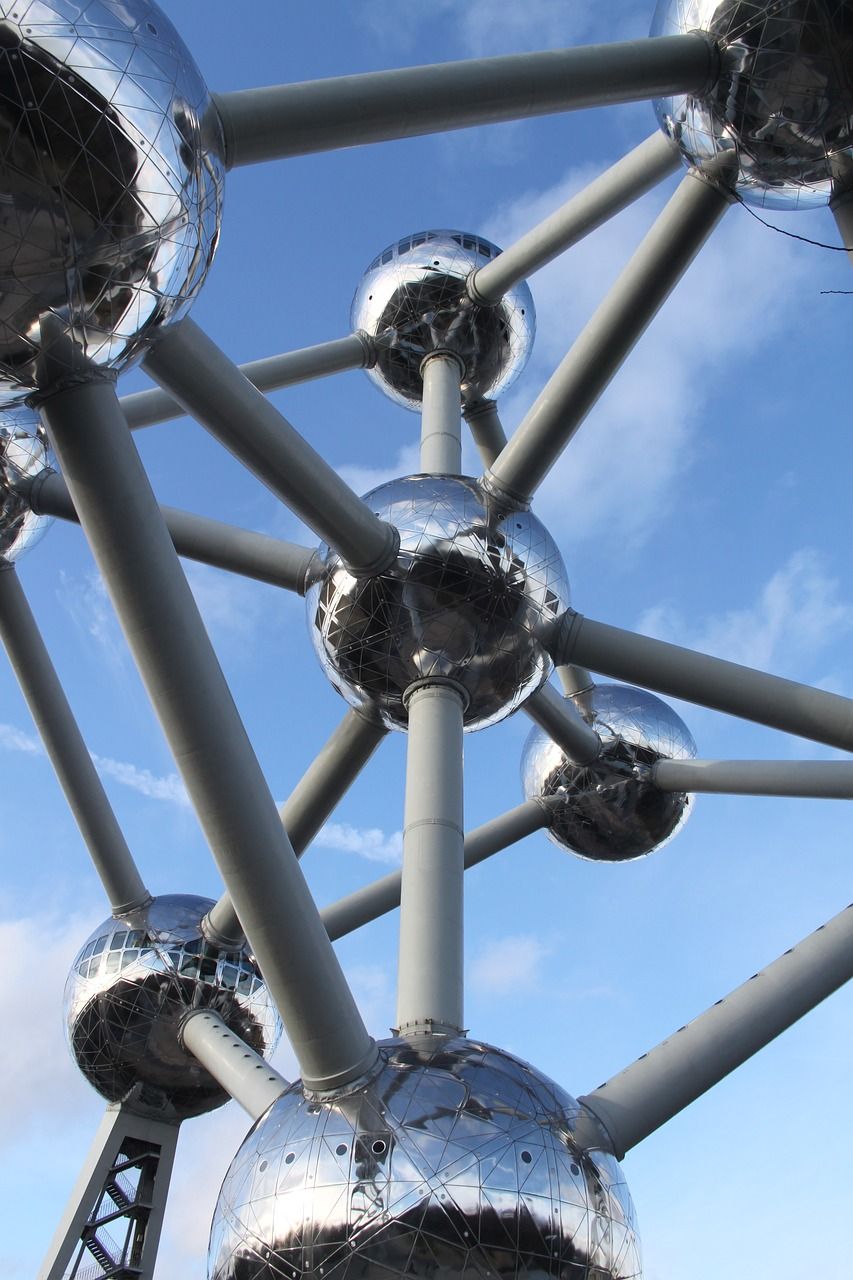 Atomium Wallpapers - Top Free Atomium Backgrounds - WallpaperAccess