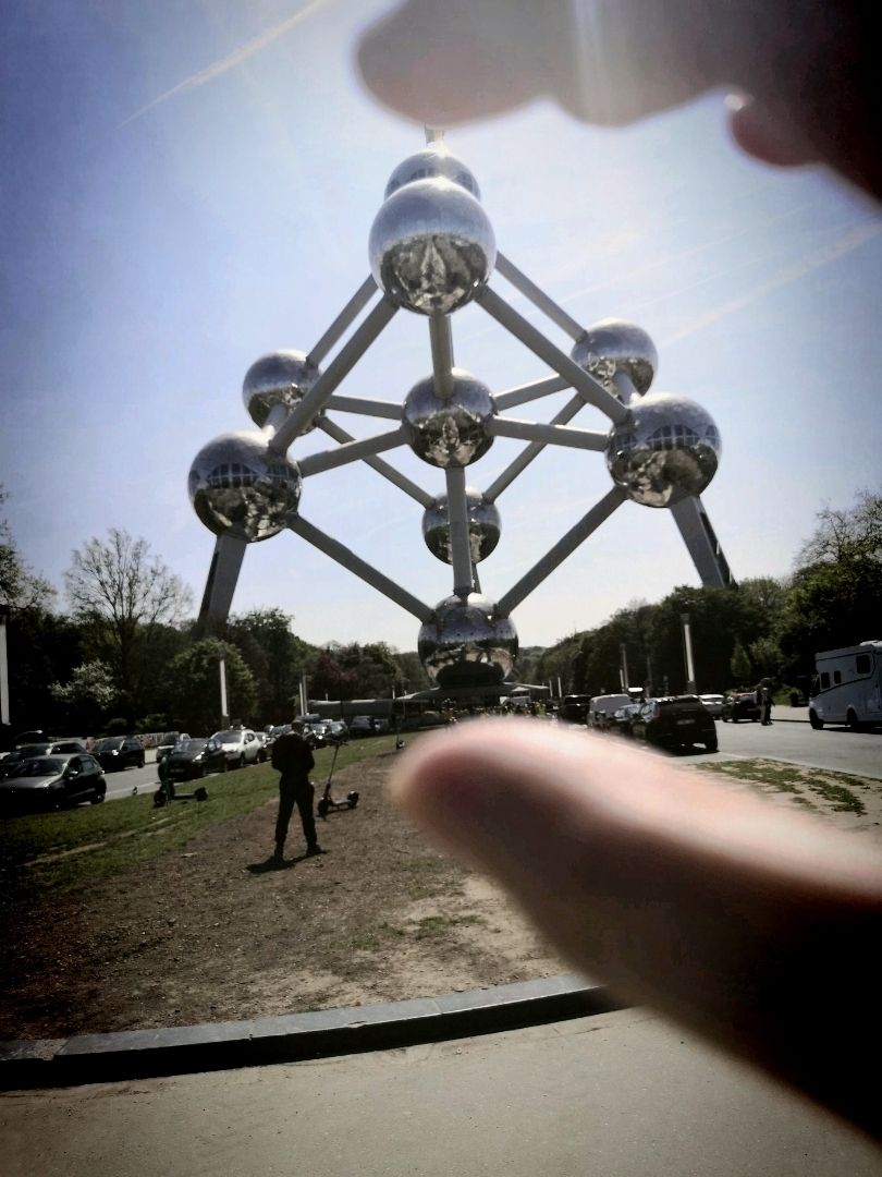 Atomium Wallpapers - Top Free Atomium Backgrounds - WallpaperAccess