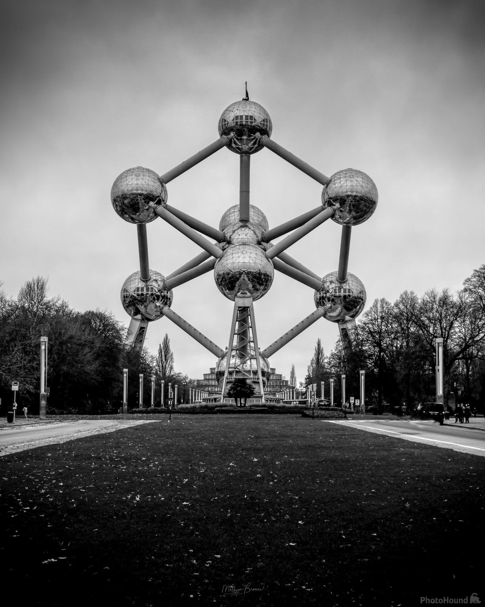 Atomium Wallpapers - Top Free Atomium Backgrounds - WallpaperAccess