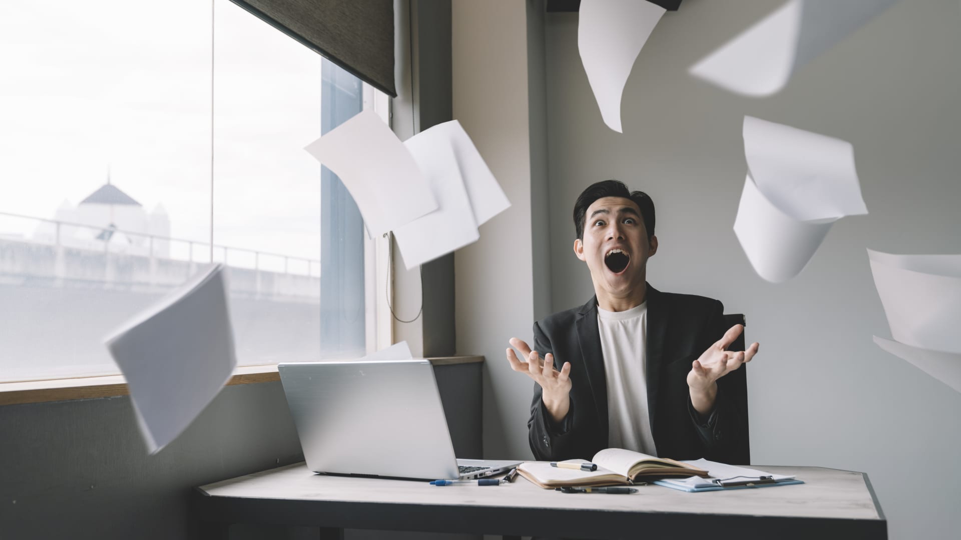 Office Worker Wallpapers - Top Free Office Worker Backgrounds ...