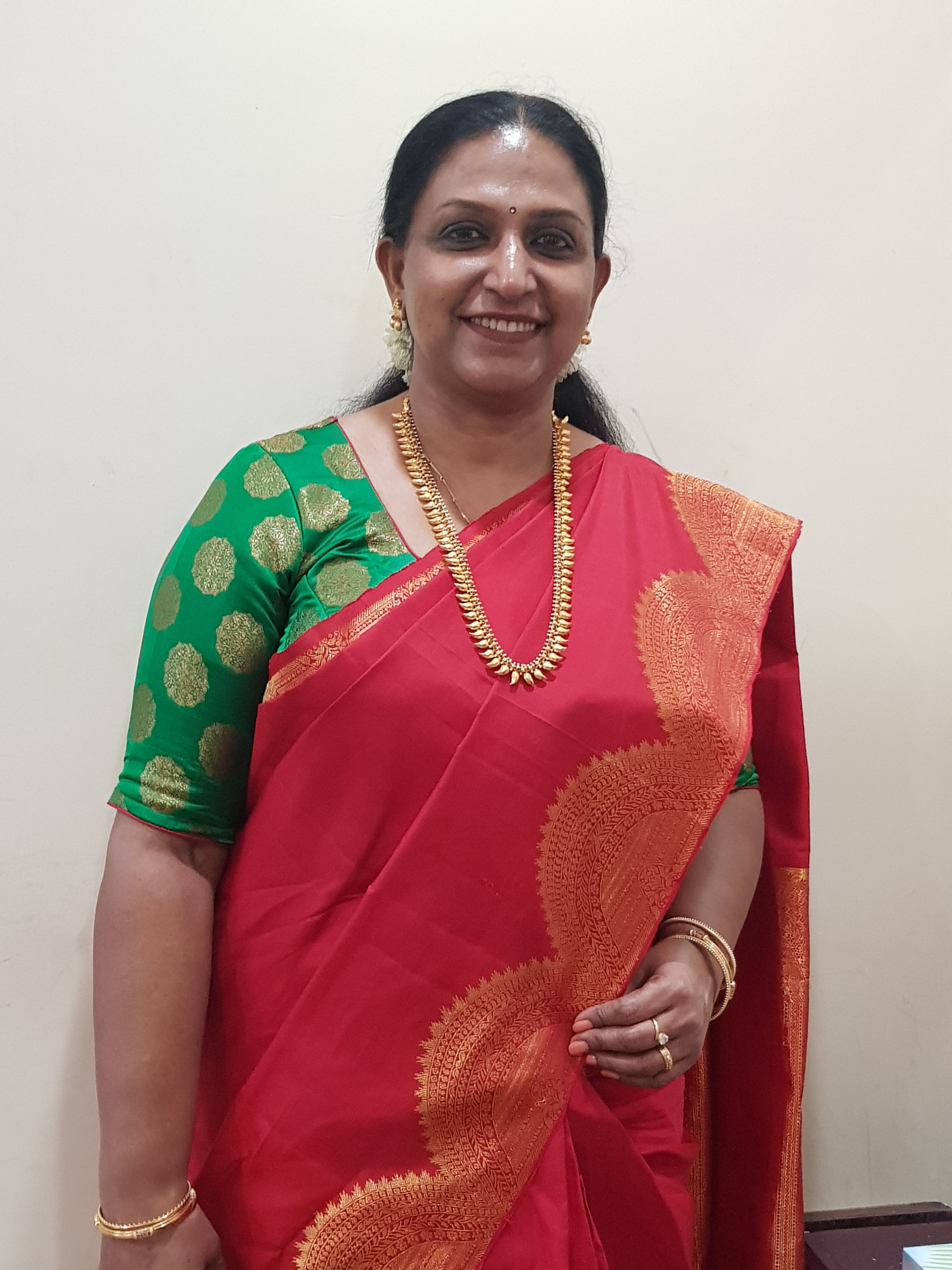 Indian Aunty Wallpapers - Top Free Indian Aunty Backgrounds ...