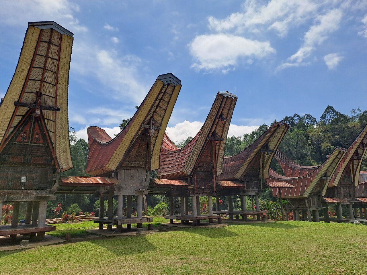 Toraja Wallpapers - Top Free Toraja Backgrounds - WallpaperAccess