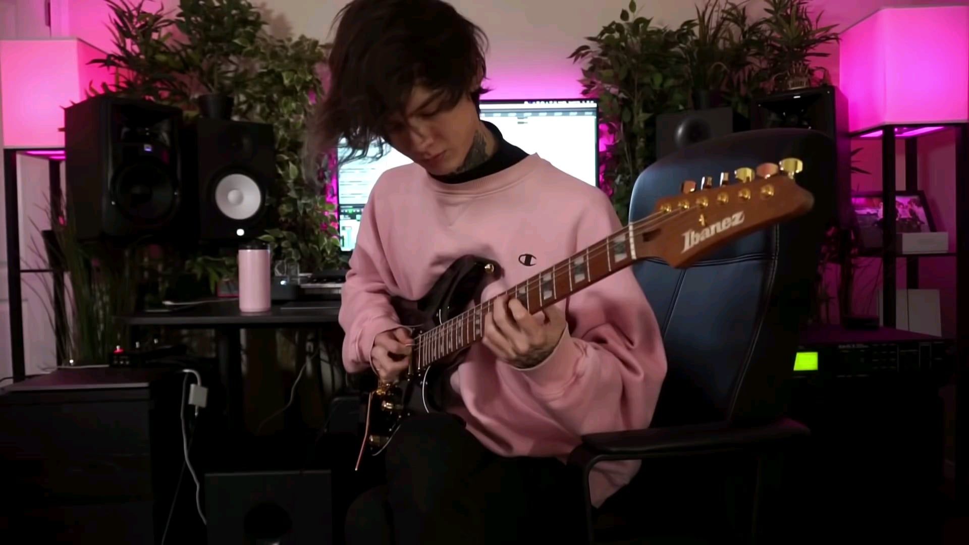 Tim Henson Wallpapers - Top Free Tim Henson Backgrounds - WallpaperAccess