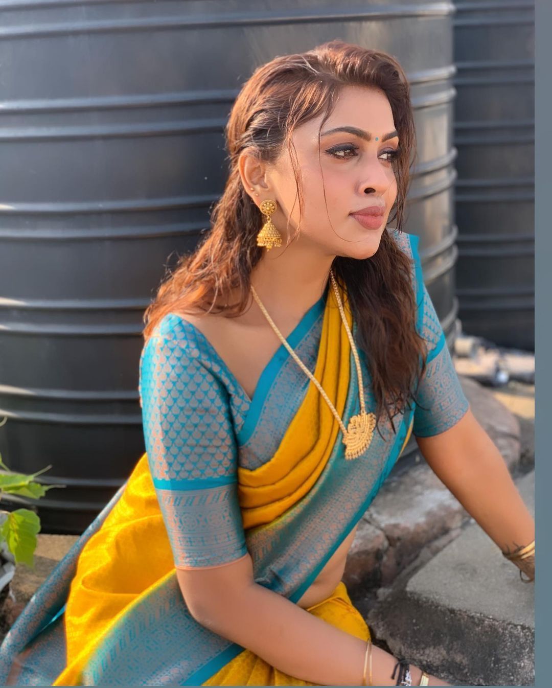 Actress Saree Wallpapers - Top Free Actress Saree Backgrounds ...