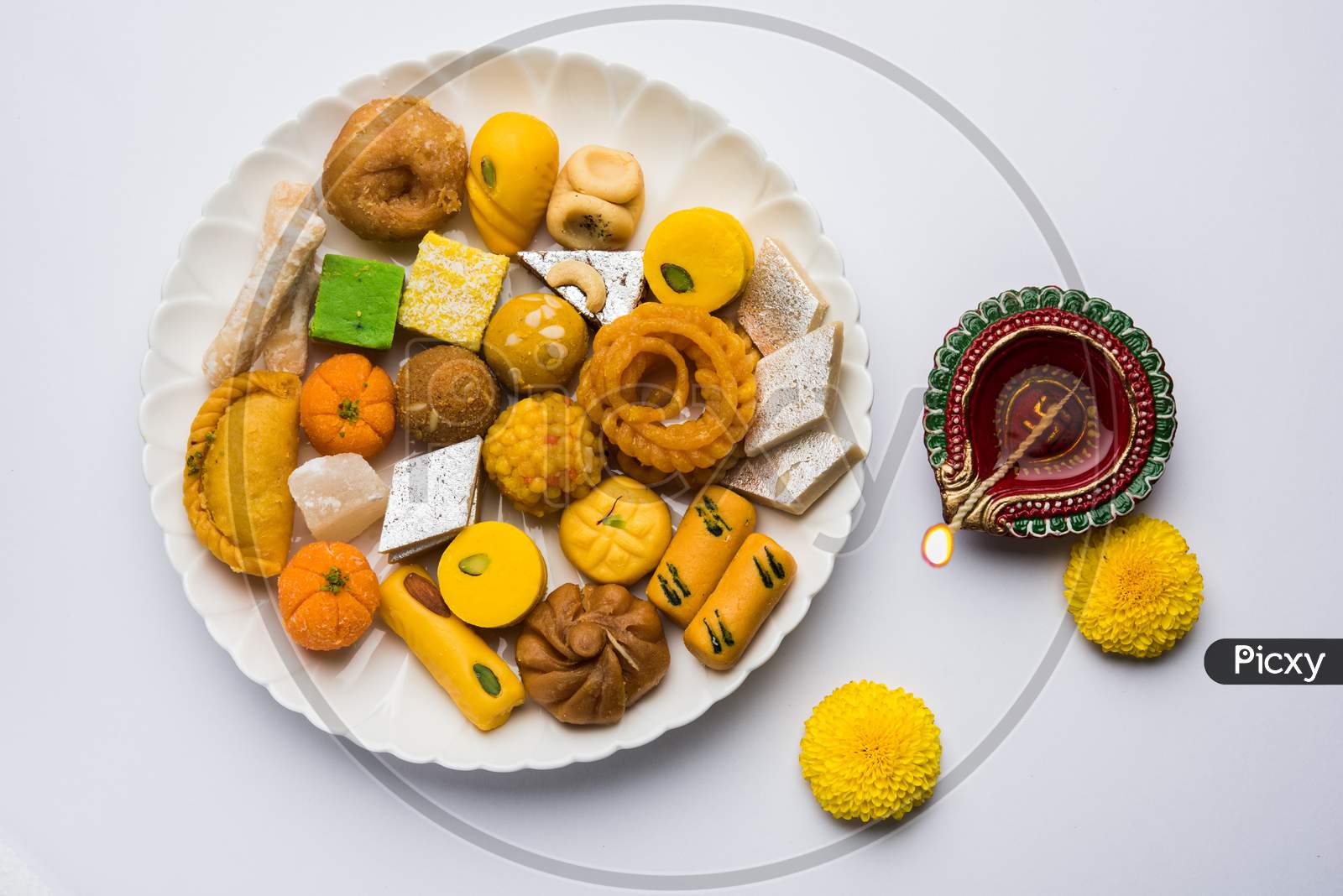 Mithai Wallpapers - Top Free Mithai Backgrounds - WallpaperAccess